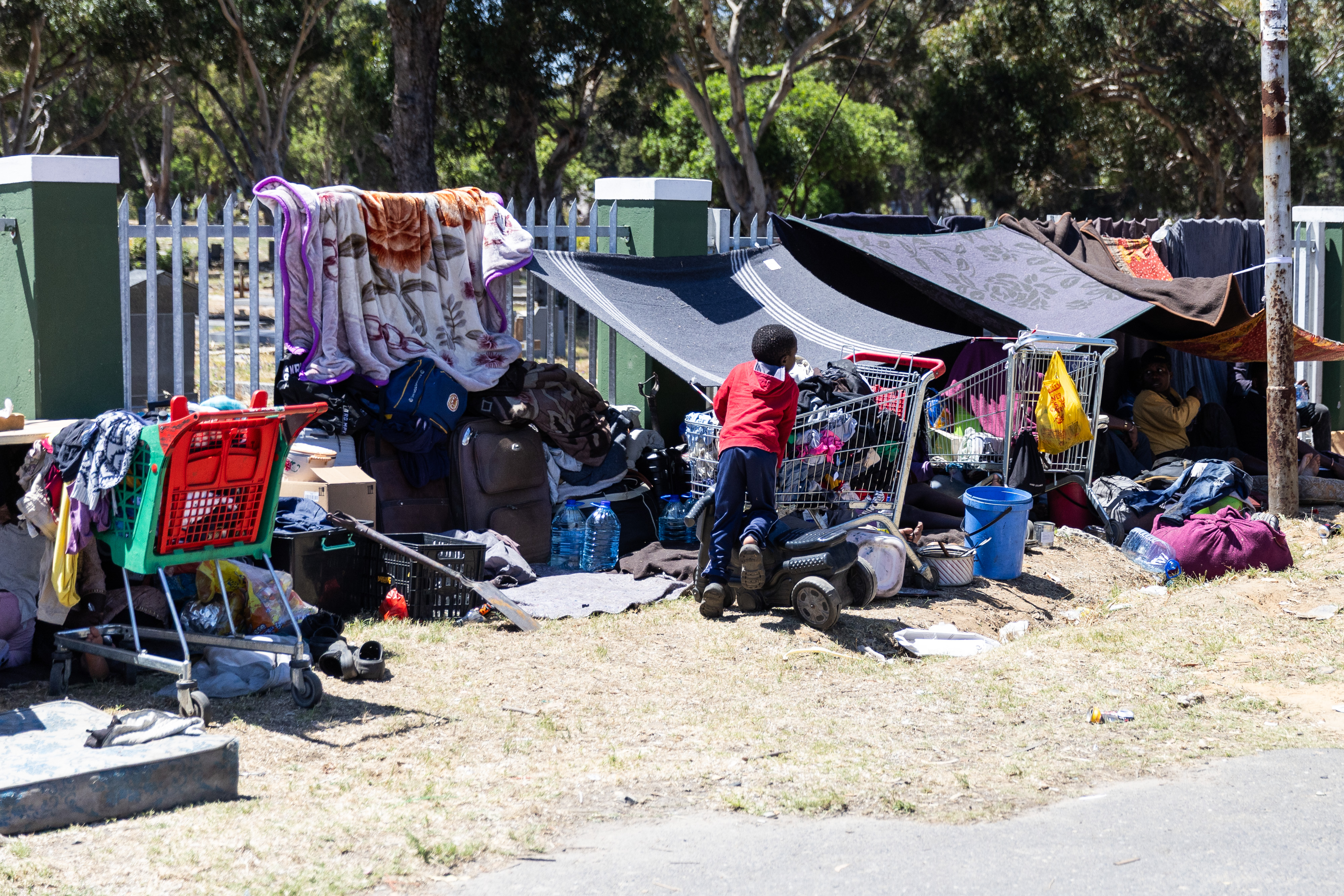 After the fire: Wingfield refugees wish to stay put | GroundUp